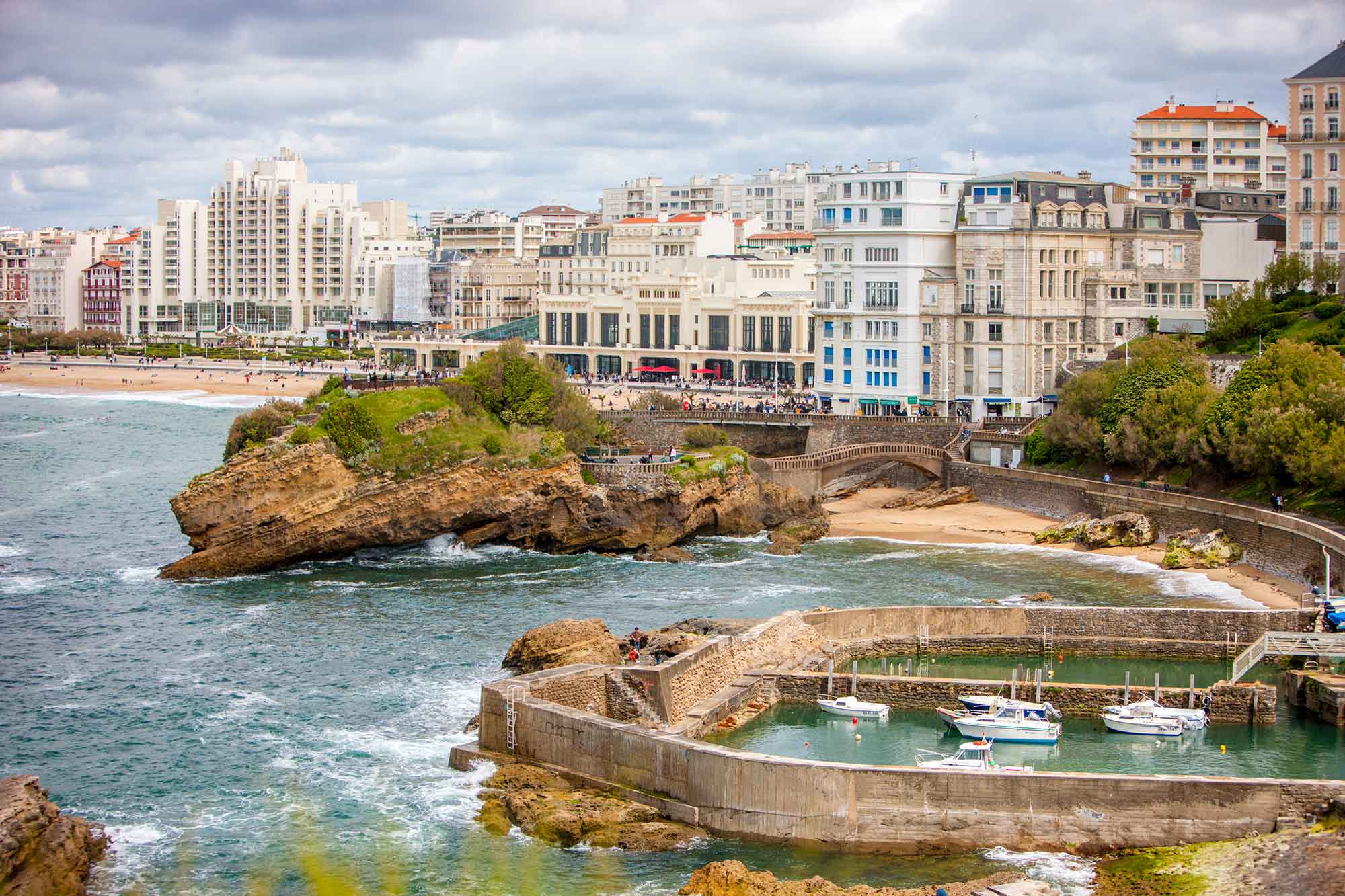 Selas Pharmacie de la Gare du Midi à Biarritz, Pays Basque